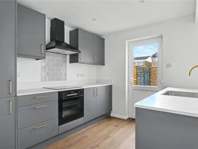 3 bedroom end of terrace house for sale in Albury Walk, Eaton, Norwich, Norfolk, NR4