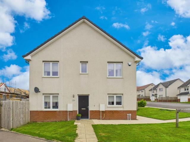 3 bedroom end of terrace house for sale in Ardcrags Terrace, East Kilbride, G75