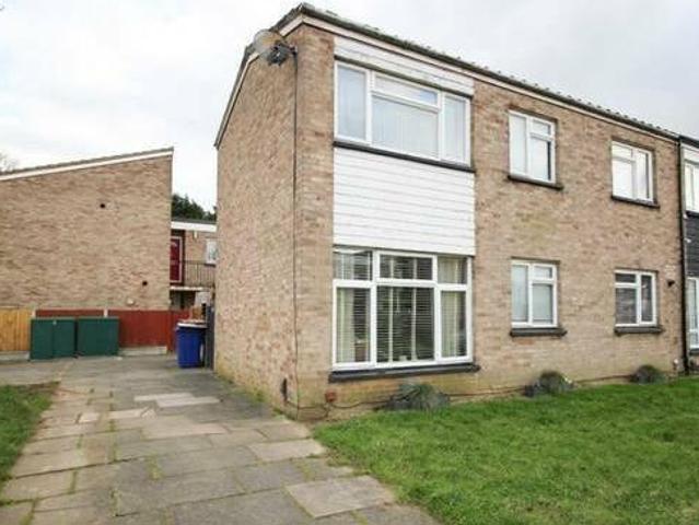 3 bedroom end of terrace house for sale in Ashley Close Corringham Stanfordlehope SS17