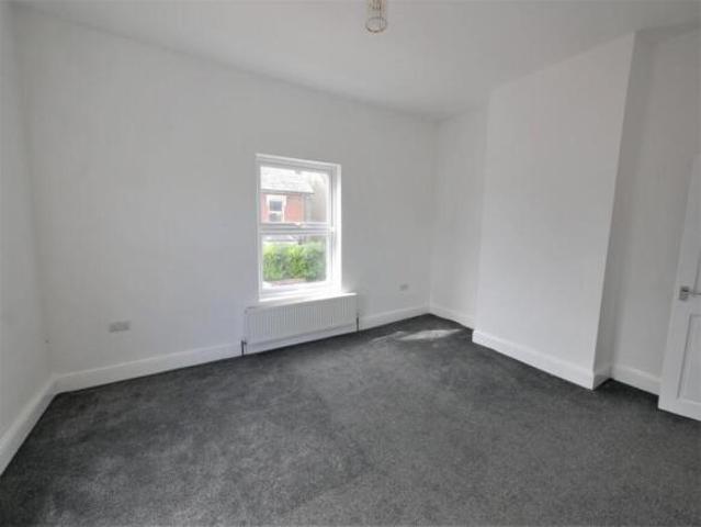 3 bedroom end of terrace house for sale in Ashmere Grove, Ipswich, Suffolk, IP4
