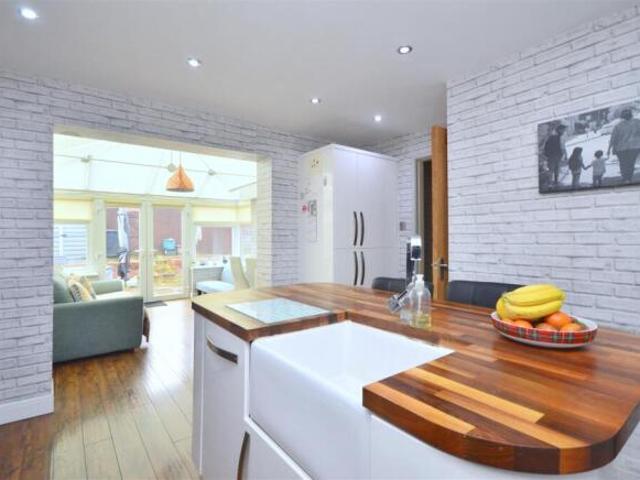 3 bedroom end of terrace house for sale in Ashwell Close, Stockwood, Bristol, BS14
