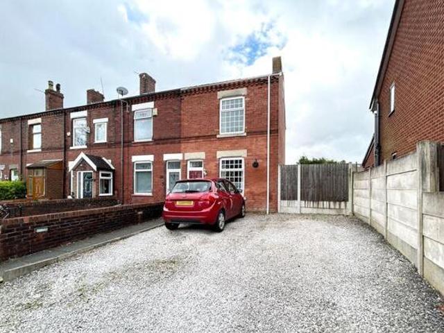 3 Bedroom End Of Terrace House For Sale In Ashton in makerfield, Wigan