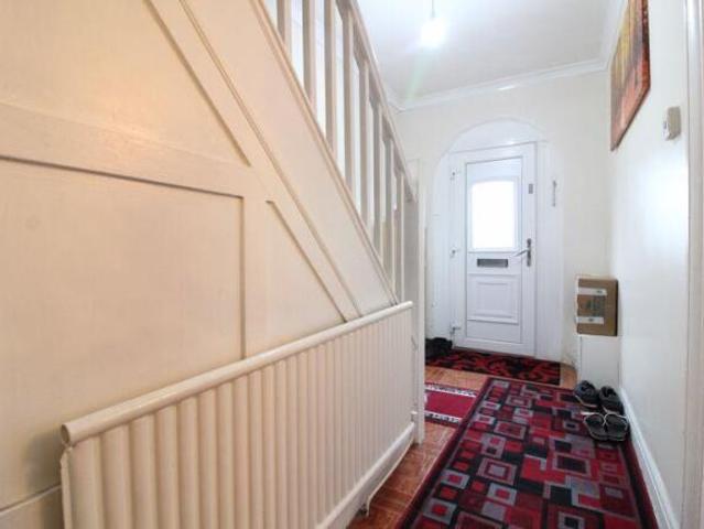 3 bedroom end of terrace house for sale in Austin Road, Luton, LU3