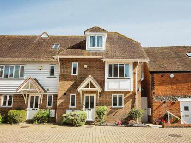 3 Bedroom End Of Terrace House For Sale In Boughton under blean, Faversham