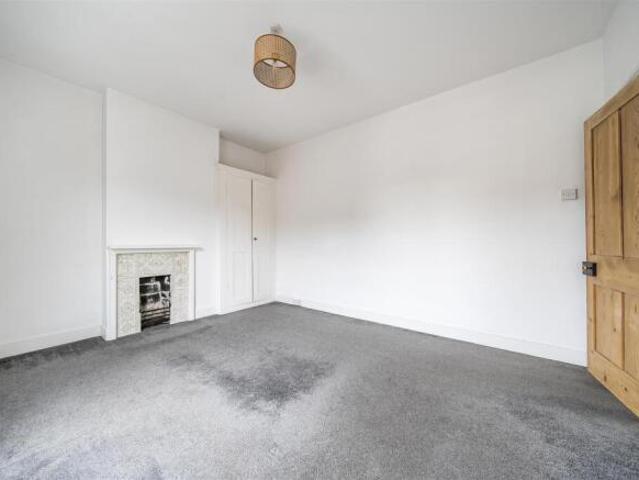 3 bedroom end of terrace house for sale in Bower Street, Bedford, MK40
