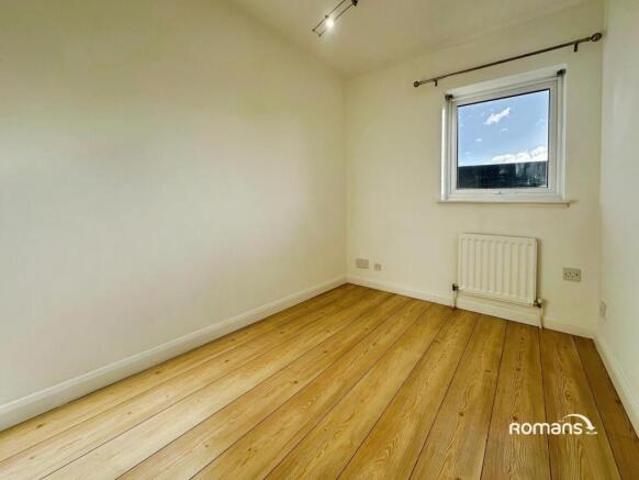 3 bedroom end of terrace house for sale in Boyce Close, Basingstoke, Hampshire, RG22