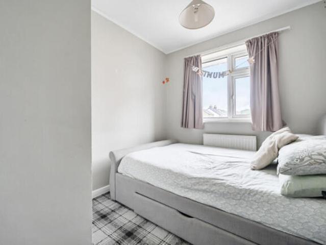 3 bedroom end of terrace house for sale in Bay Tree Court, Burnham, Slough, SL1