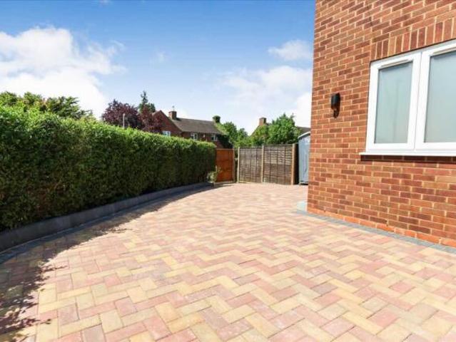 3 bedroom end of terrace house for sale in Bayley Crescent, Burnham, SL1