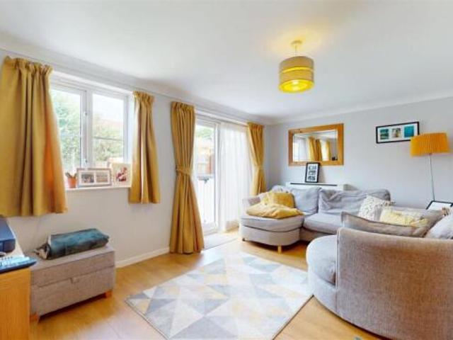 3 bedroom end of terrace house for sale in Bardsey Court, Monkston, Milton Keynes, MK10