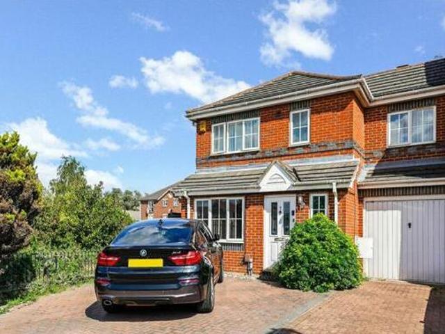 3 Bedroom End Of Terrace House For Sale In Barking