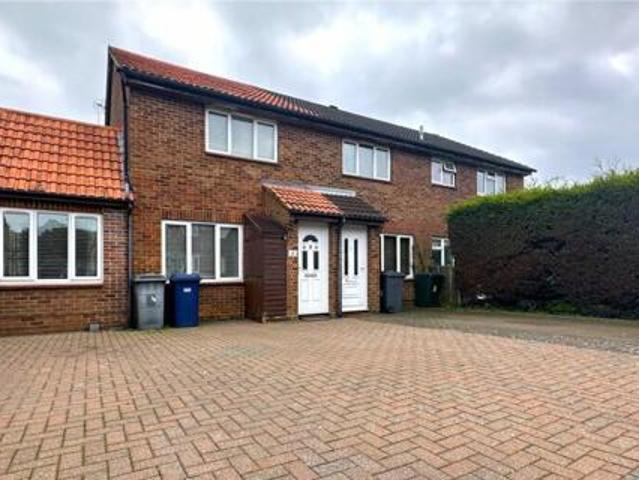3 Bedroom End Of Terrace House For Sale In Barnet