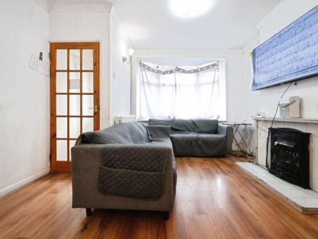 3 bedroom end of terrace house for sale in Beatrice Street, Kempston, Bedford, Bedfordshire, MK42