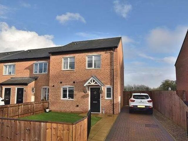 3 bedroom end of terrace house for sale in Beckfield Close Colburn DL9