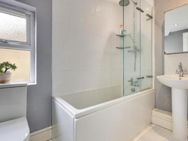 3 bedroom end of terrace house for sale in Beche Road, Cambridge, CB5