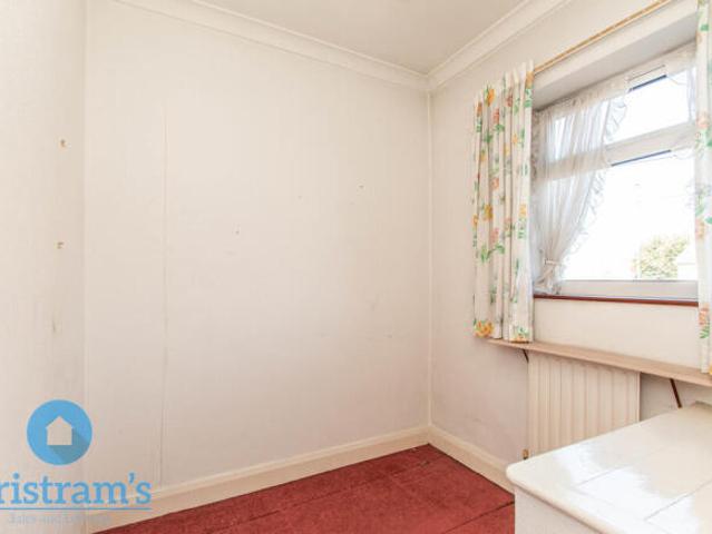 3 bedroom end of terrace house for sale in Beechdale Road, Nottingham, NG8