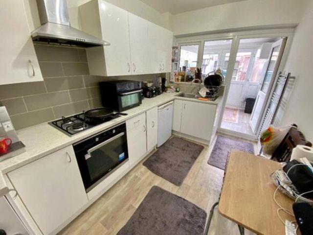 3 bedroom end of terrace house for sale in Bell Green Road, Bell Green, Coventry, CV6