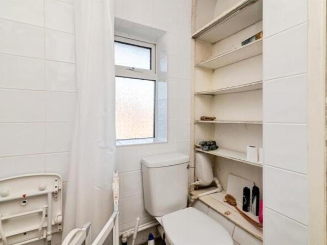 3 bedroom end of terrace house for sale in Bells Lane, Nottingham, NG8