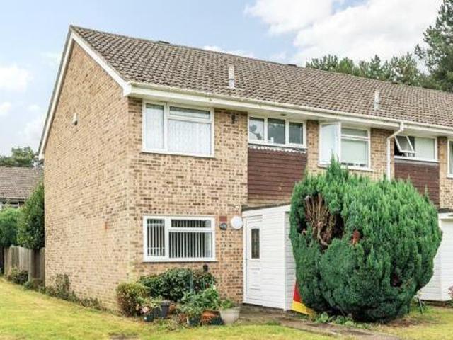 3 Bedroom End Of Terrace House For Sale In Berkshire