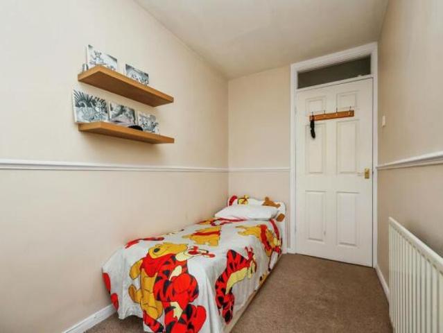 3 bedroom end of terrace house for sale in Bestwood Park Drive, Nottingham, NG5