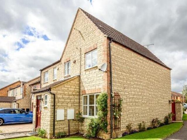 3 Bedroom End Of Terrace House For Sale In Bicester, Oxfordshire