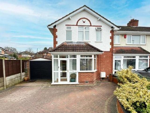 3 Bedroom End Of Terrace House For Sale In Birmingham