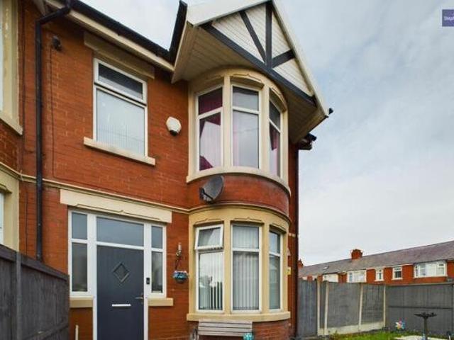 3 Bedroom End Of Terrace House For Sale In Blackpool
