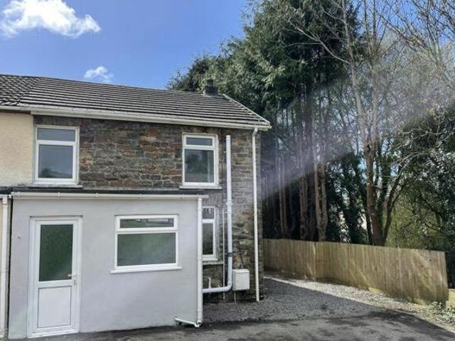 3 Bedroom End Of Terrace House For Sale In Brynmenyn