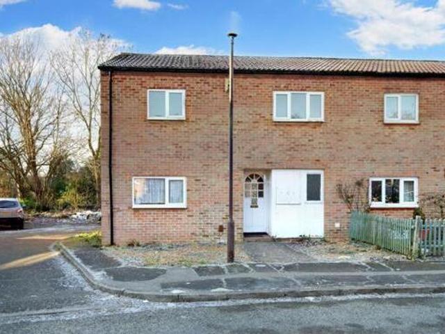3 Bedroom End Of Terrace House For Sale In Bradville, Milton Keynes