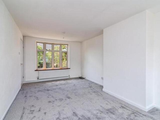 3 bedroom end of terrace house for sale in Bridgnorth Drive, Nottingham, NG11