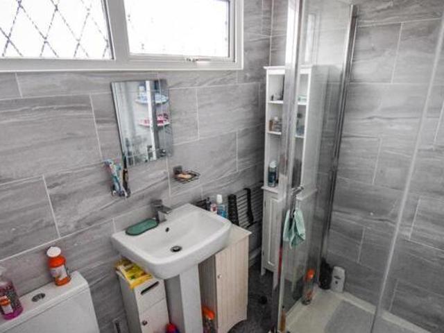 3 Bedroom End Of Terrace House For Sale In Bridlington