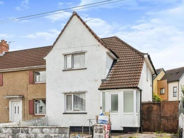 3 Bedroom End Of Terrace House For Sale In Bristol