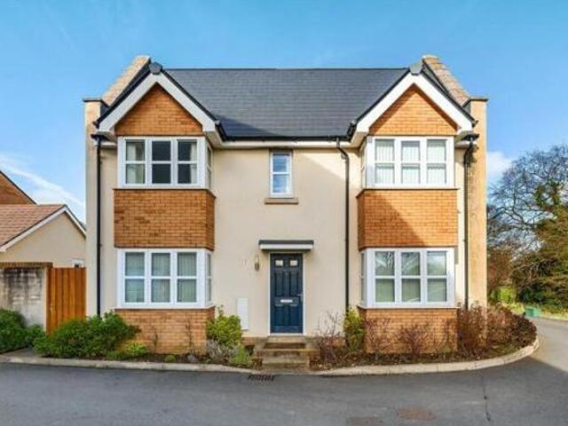 3 Bedroom End Of Terrace House For Sale In Bristol, Gloucestershire