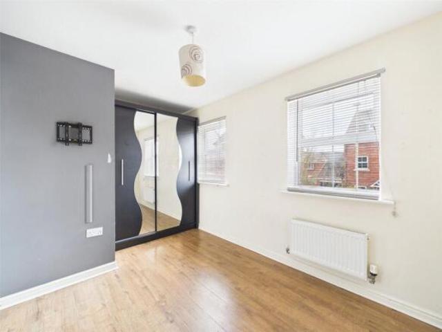 3 bedroom end of terrace house for sale in Brize Avenue Kingsway, Quedgeley, Gloucester, Gloucestershire, GL2