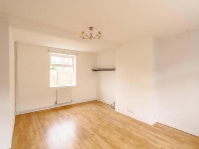 3 bedroom end of terrace house for sale in Broad Road, St George, Bristol, Gloucestershire, BS15