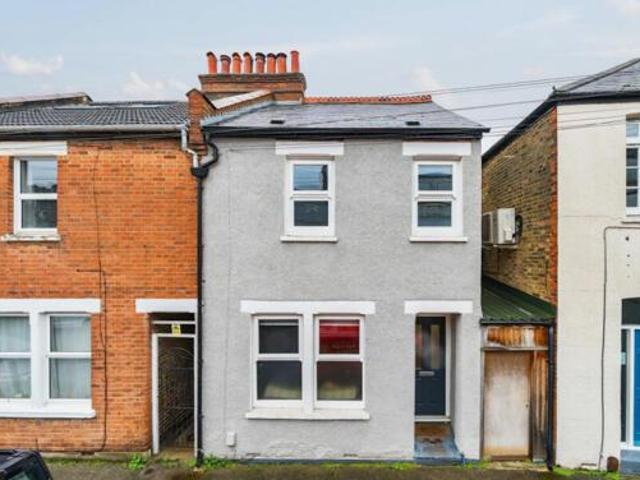 3 Bedroom End Of Terrace House For Sale In Bromley