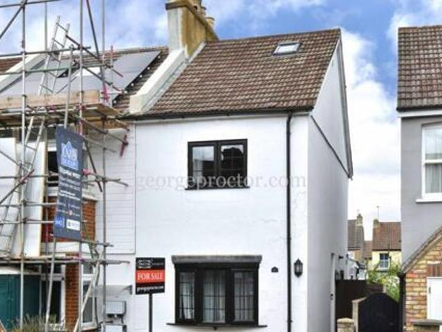 3 Bedroom End Of Terrace House For Sale In Bromley