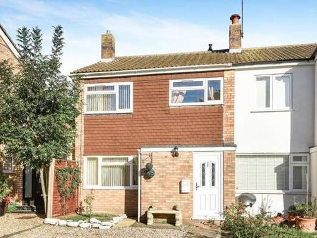 3 bedroom end of terrace house for sale in Bunyan Close Pirton Hitchin SG5 SG5