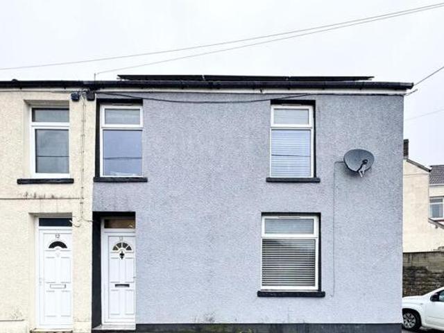 3 Bedroom End Of Terrace House For Sale In Godreaman