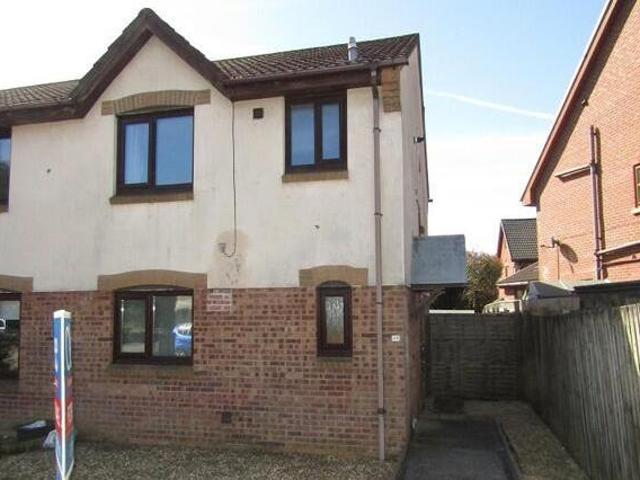3 Bedroom End Of Terrace House For Sale In Godrergraig