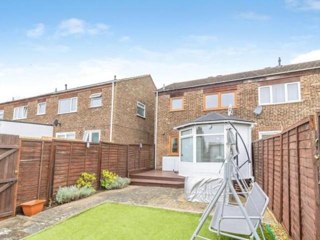 3 bedroom end of terrace house for sale in Golden Drive, Eaglestone, Milton Keynes, Buckinghamshire, MK6
