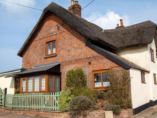 3 Bedroom End Of Terrace House For Sale In Gosford Lane