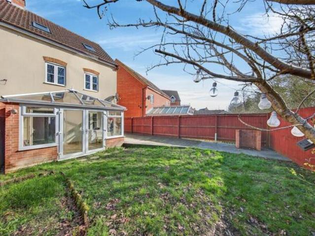 3 bedroom end of terrace house for sale in Garwood Crescent, Grange Farm, Milton Keynes, MK8