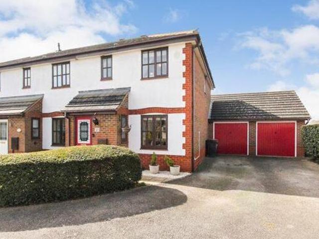 3 Bedroom End Of Terrace House For Sale In Great Denham