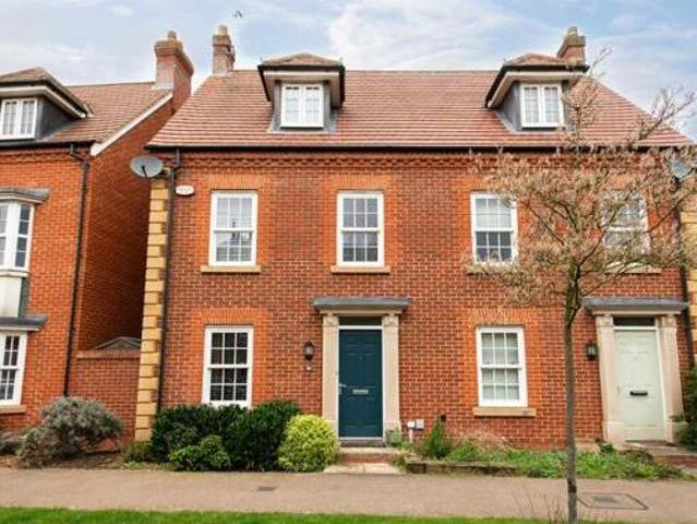 3 Bedroom End Of Terrace House For Sale In Great Denham