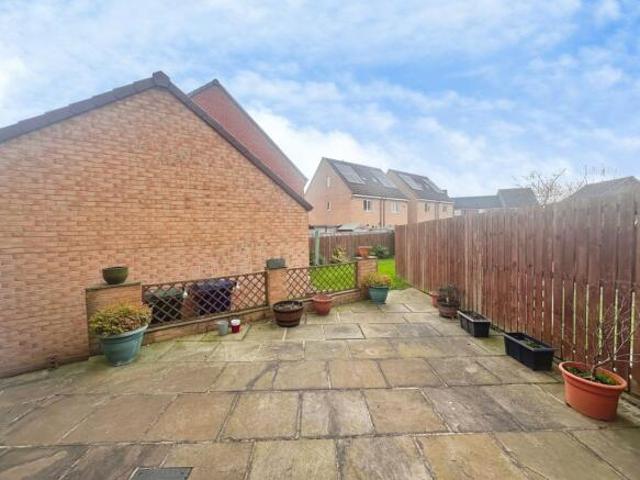 3 bedroom end of terrace house for sale in Greenvale Avenue, Slatyford, Newcastle upon Tyne, NE5