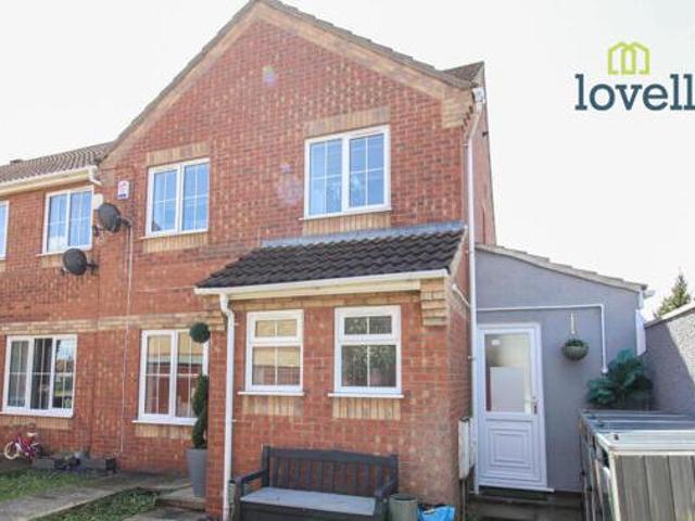 3 Bedroom End Of Terrace House For Sale In Grimsby