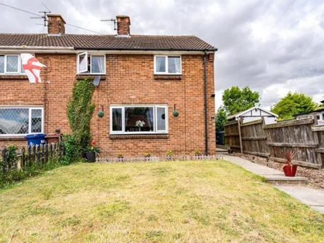 3 Bedroom End Of Terrace House For Sale In Grimsby, Lincolnshire