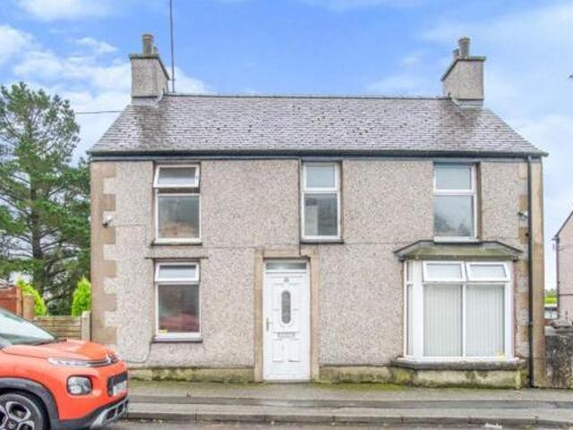 3 Bedroom End Of Terrace House For Sale In Gwalchmai