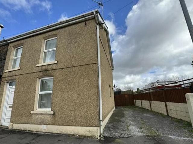 3 Bedroom End Of Terrace House For Sale In Gwaun Cae Gurwen, Ammanford