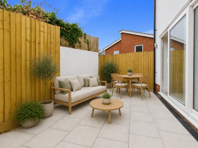 3 bedroom end of terrace house for sale in Down Terrace, Brighton, BN2 9ZJ, BN2